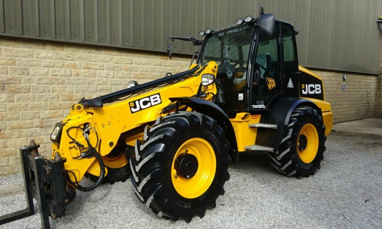 2016 JCB TM320S Agri Telehandler Loader – Tractor Express